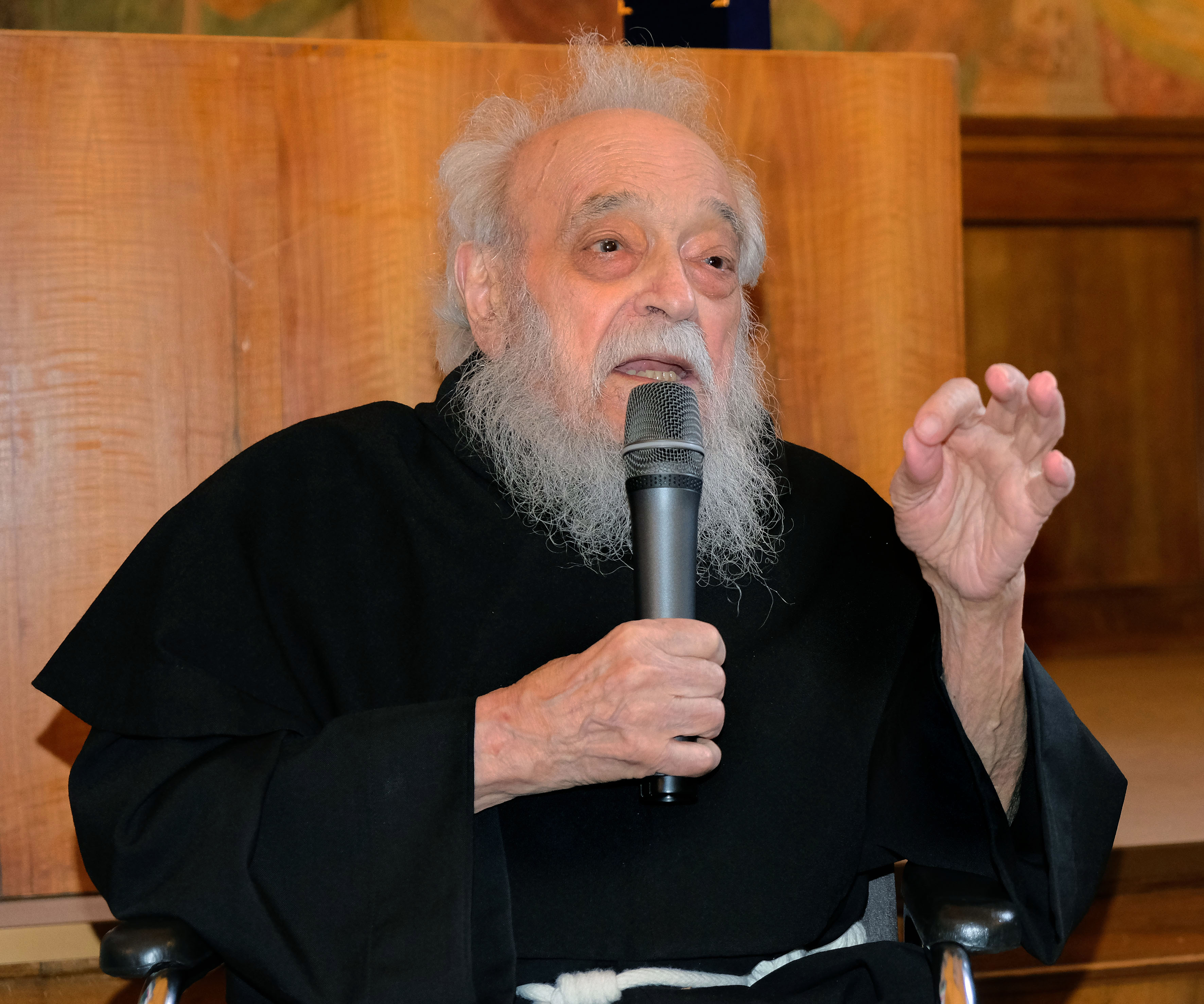 Il "Sigillo della città" di Padova a padre Giuseppe Ungaro, decano del ...