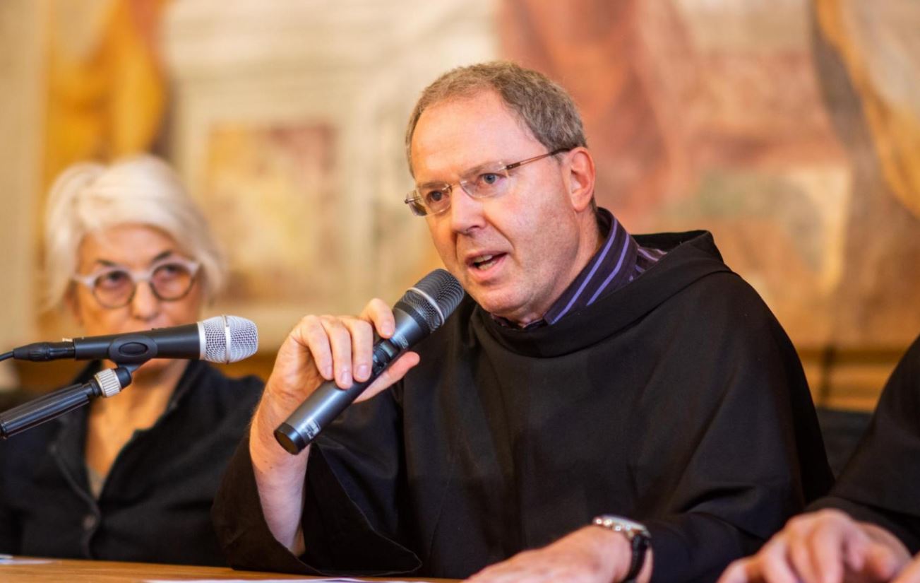 "Amarsi da Dio", Oliviero Svanera racconta sette storie d’amore della ...